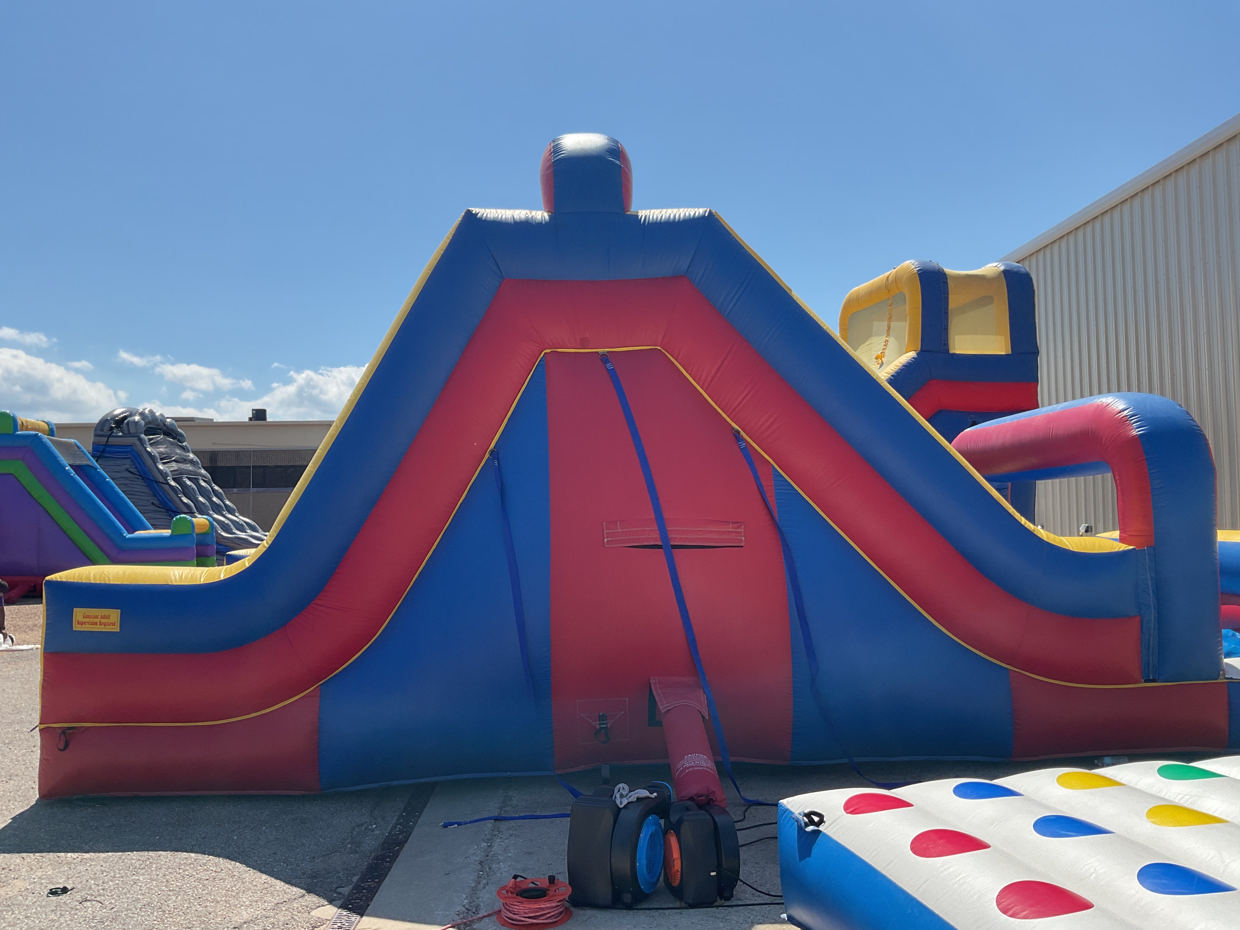 Certified Used Inflatables – Space Walk Inflatables
